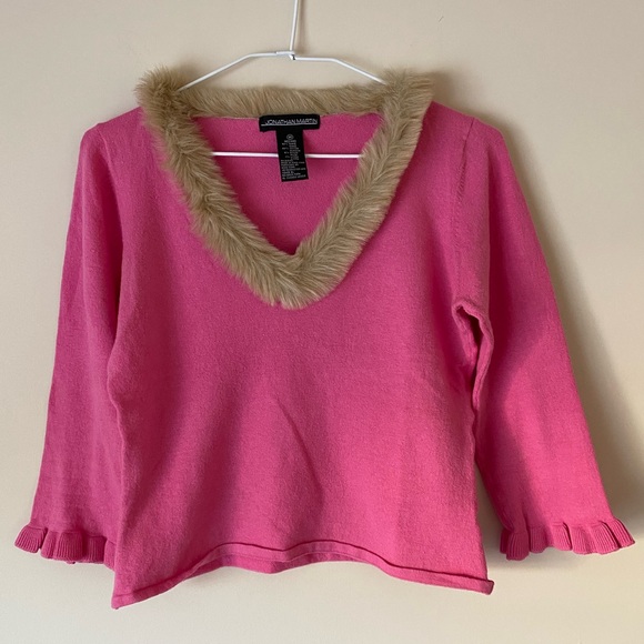 jonathan martin | Tops | Jonathan Martin Womens Pink Furs Vneck Top M ...